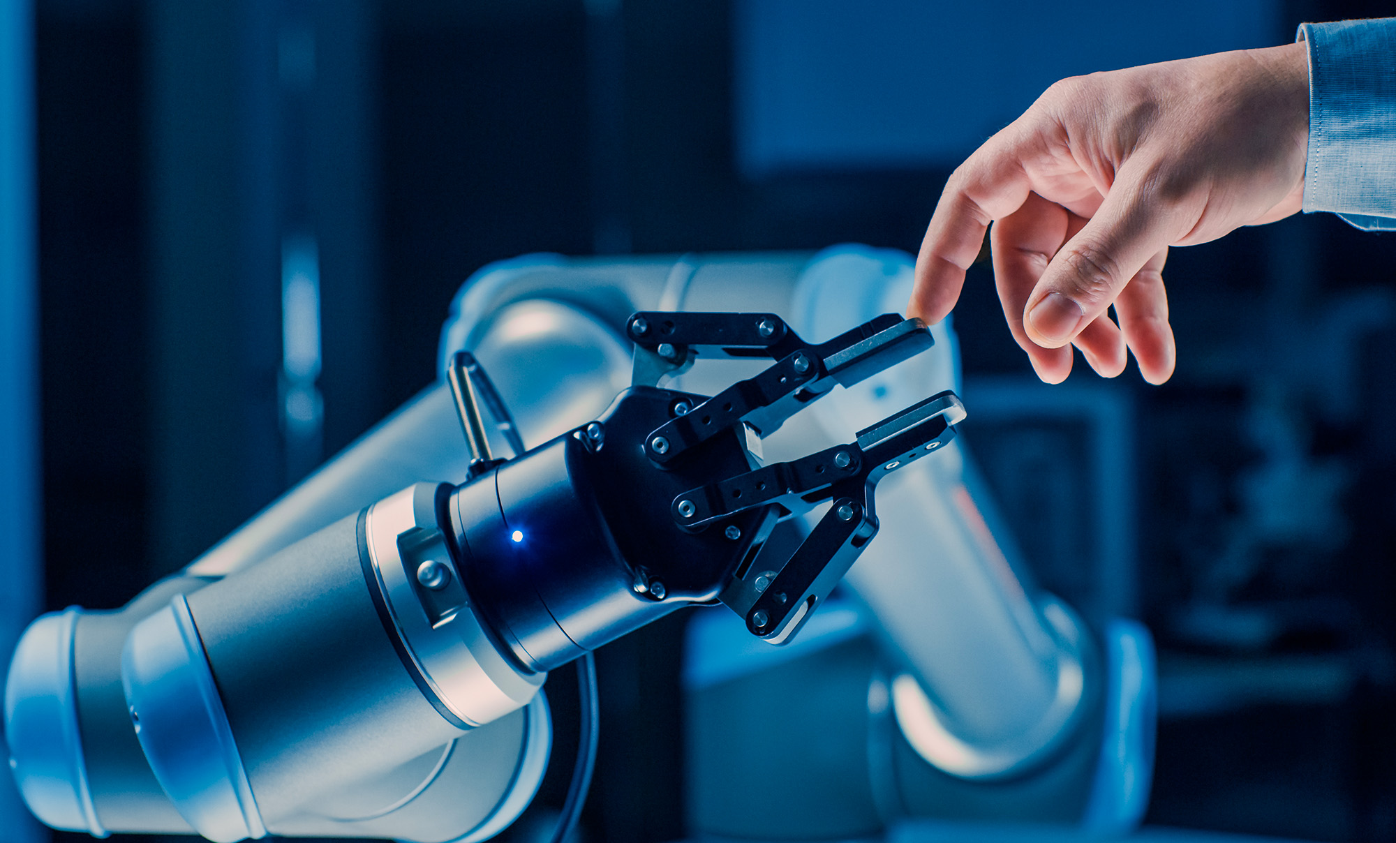 strENgtHening skills and training expertise in humAN maChinE ...