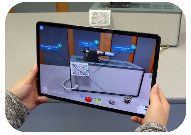 Cutting-edge training device combines four industry 4.0 technologies ...